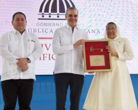 Government delivers the Billini hospital in Colonial City - Latin ...