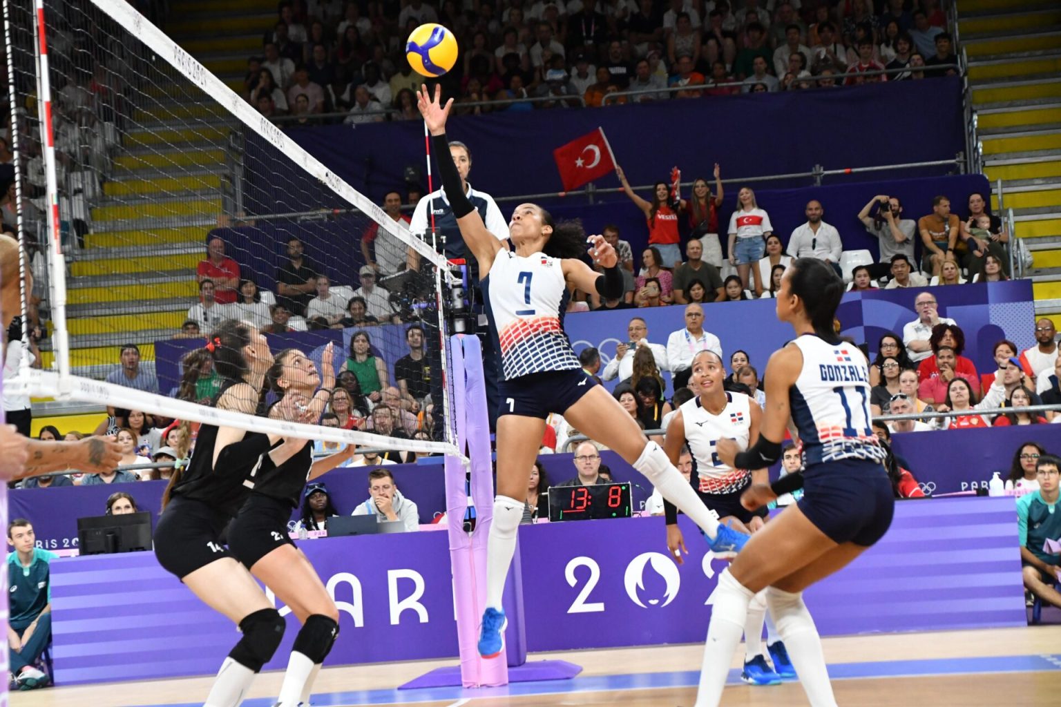 Cattle farmers in Concepción: “We prefer to burn sheep wool” - Latin ...