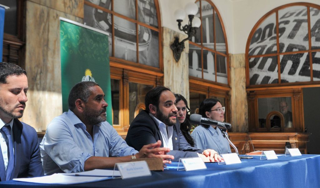 Feeding - Latin america News