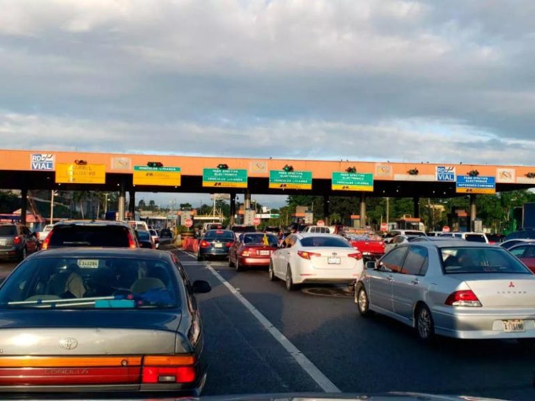 RD Vial: More than 2.3 million vehicles circulated through the tolls on ...